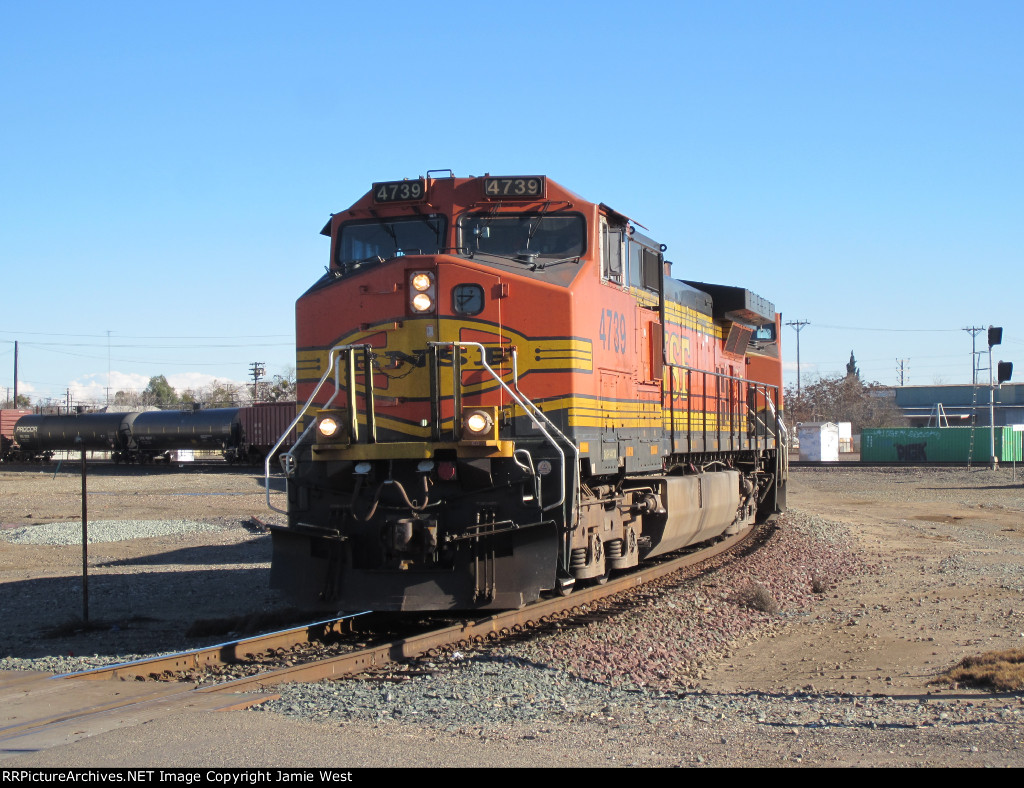 BNSF 4739
